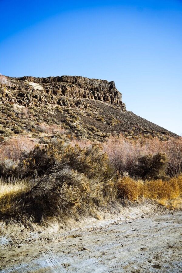 Hiking Ancient Lakes Trail - Explore Washington State