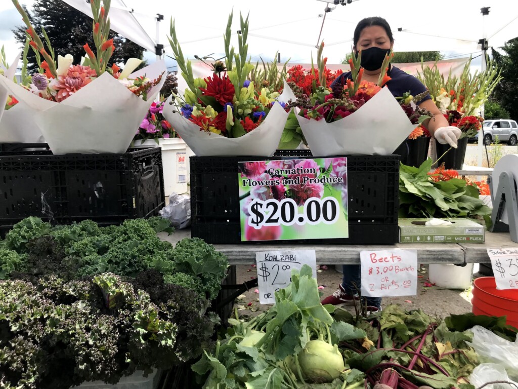 Visiting Snoqualmie Valley Farm Stands - Explore Washington State