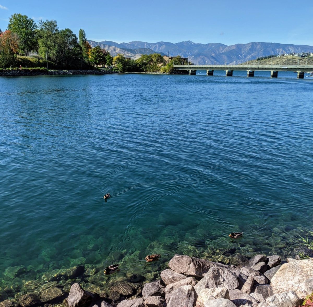 A Visit To Lake Chelan - Explore Washington State