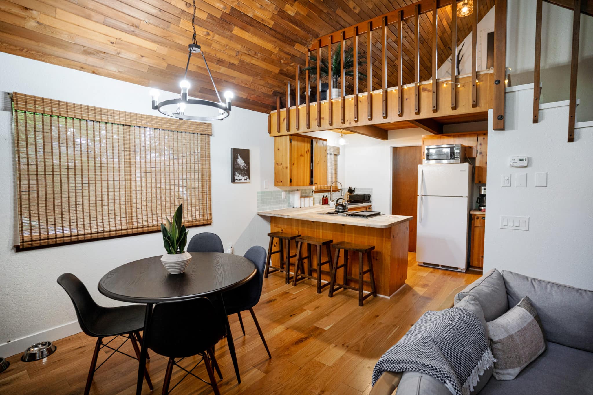 Charming Little Wolf Cabin By Mt. Baker - Explore Washington State