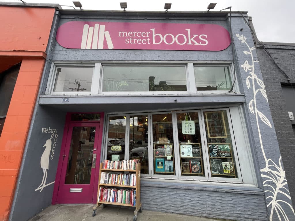 10 Independent Bookstores in Seattle to Visit on a Rainy Day - Explore ...
