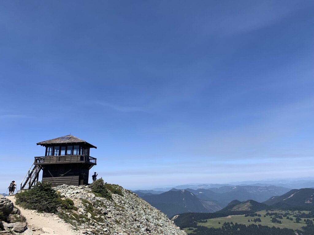 5 Lookouts Near Seattle to Visit This Summer - Explore Washington State