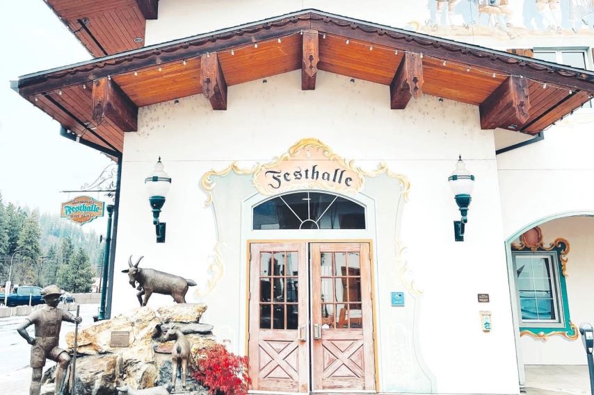 Roller Skating Night @ Leavenworth Festhalle - Explore Washington State